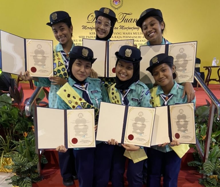 The Journey of Becoming a Queens Guide - Cemerlang